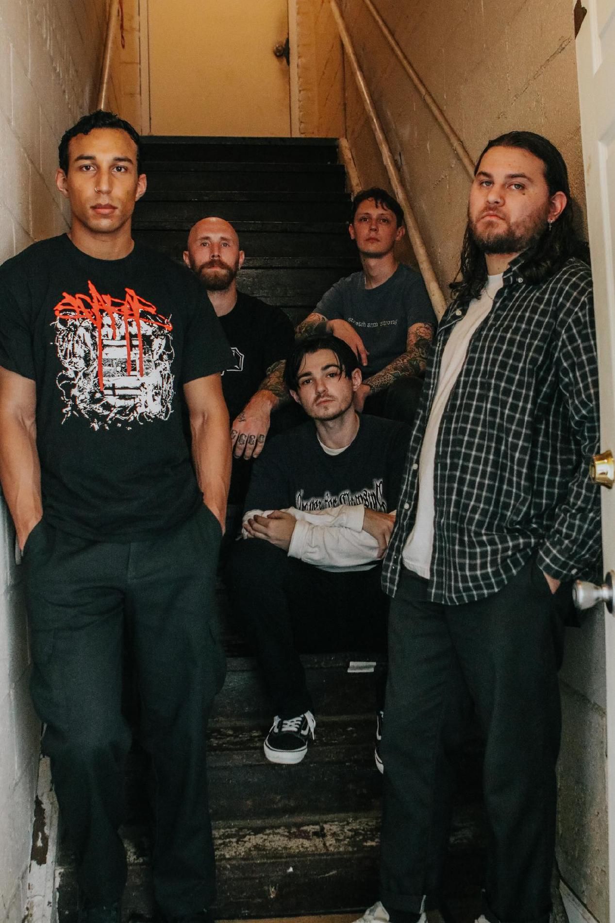 Foreign Hands - LETRAS.COM (14 canciones)