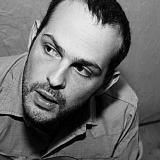 SWEET HEAT LIGHTNING - Gregory Alan Isakov - LETRAS.COM