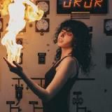 DANCING WITH YOUR EYES CLOSED (EN ESPAÑOL) - Jane Remover - LETRAS.COM