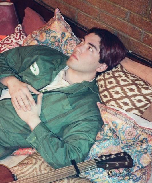 COLAPSO (Lyrics in English) - Kevin Kaarl