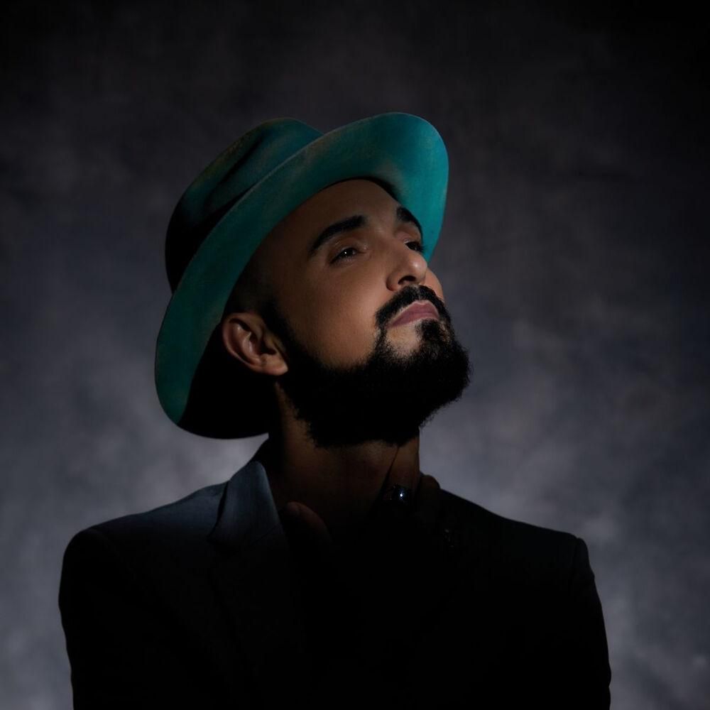 LA CULPA (Lyrics in English) - Abel Pintos