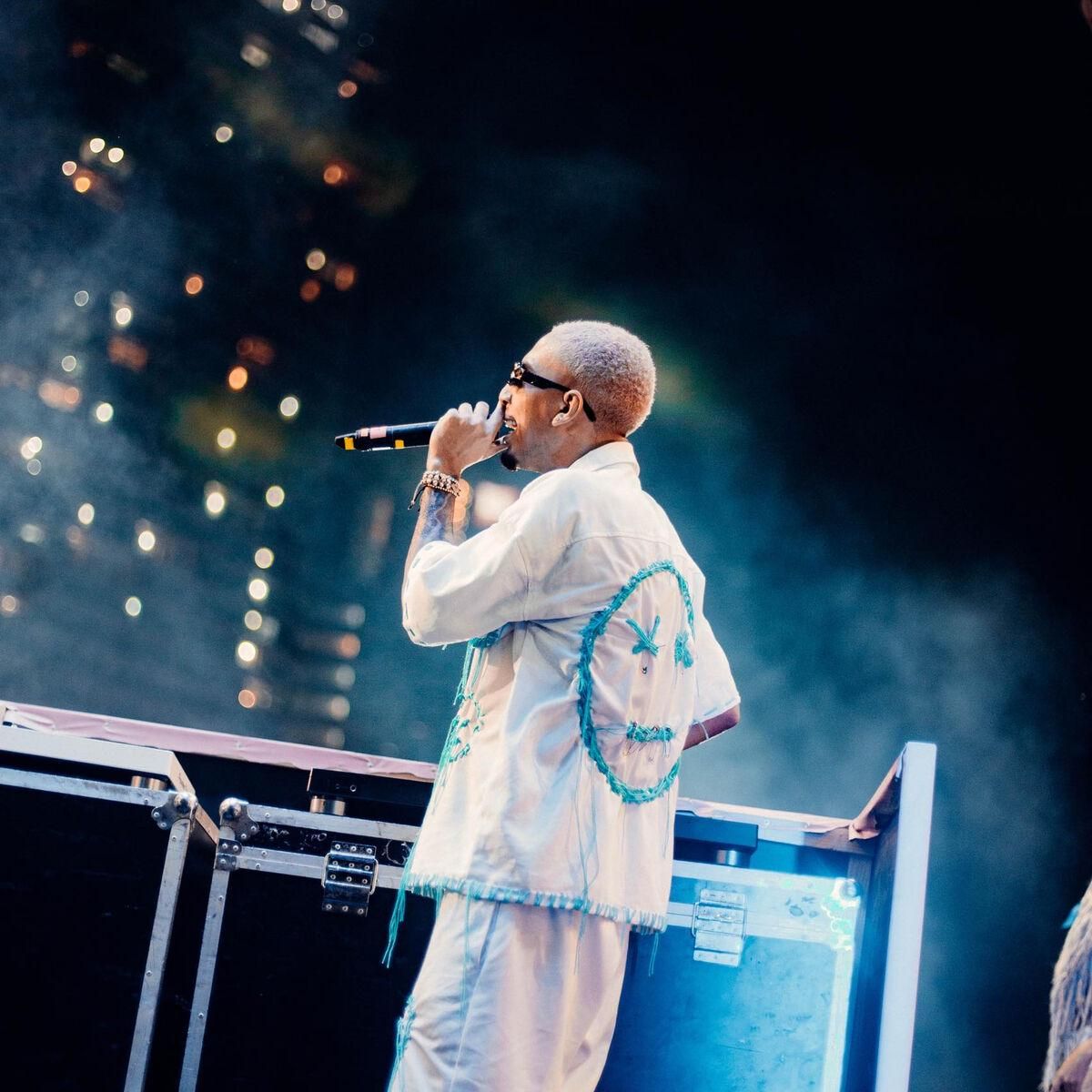 ANDY ALASKA fotos (2 fotos) - LETRAS.COM