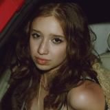 PRETTY BOY - Isabel LaRosa - LETRAS.COM