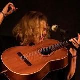 Significado da música MARIA DEL CARMEN (Consuelo de Paula) - LETRAS.MUS.BR