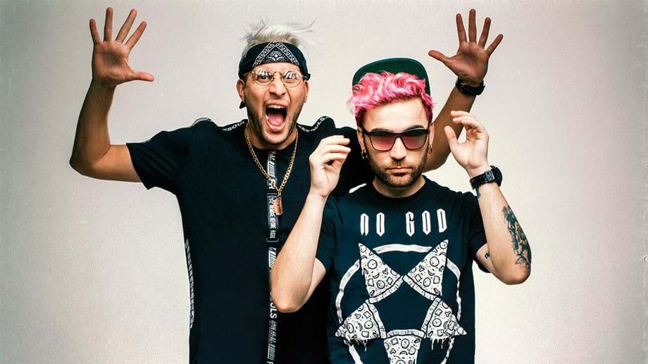 Karetus fotos (5 fotos) - LETRAS.COM