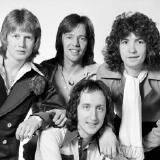 MAGIC - Pilot - LETRAS.COM