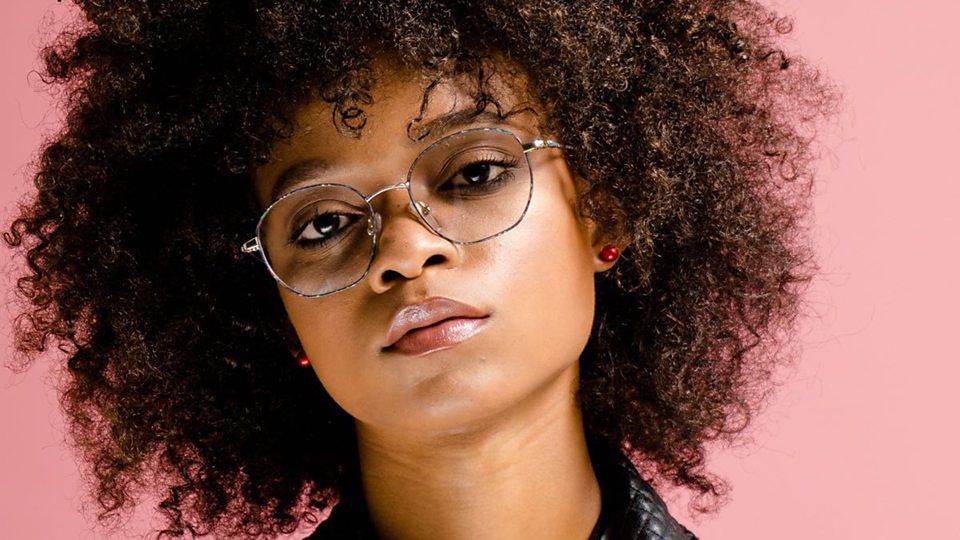 BATTY RIDER SHORTS - Lila Iké - LETRAS.COM