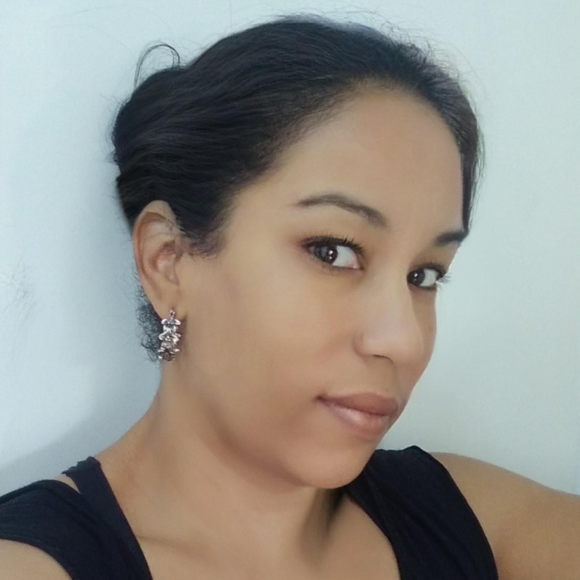 Marta Rocha fotos (9 fotos) - LETRAS.COM