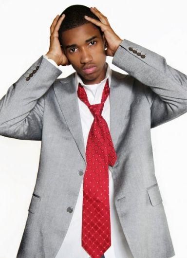 Brandon Hines fotos (8 fotos) - LETRAS.MUS.BR