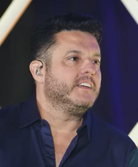 PAI, POR QUÊ? (PART. ENZO RABELO) - Bruno (Bruno & Marrone) - LETRAS.COM