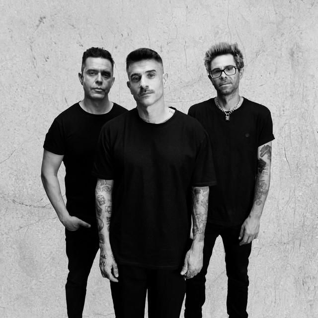 QUIERO QUE VUELVAS - Pignoise - LETRAS.COM