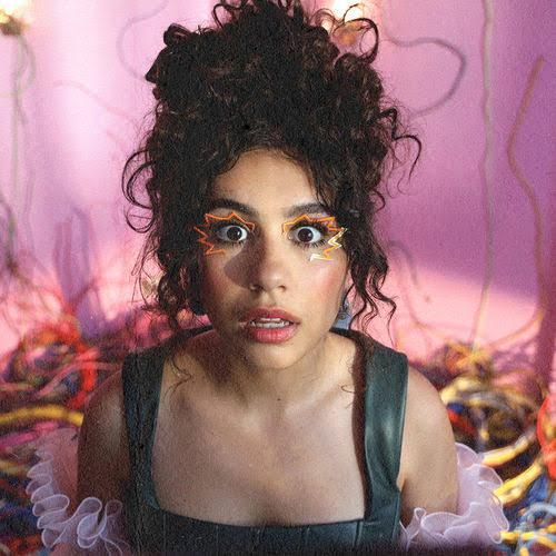 Alessia Cara fotos (38 fotos) - LETRAS.COM