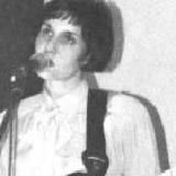 KISS ME UNTIL MY LIPS FALL OFF (TRADUÇÃO) - Lebanon Hanover - LETRAS.MUS.BR