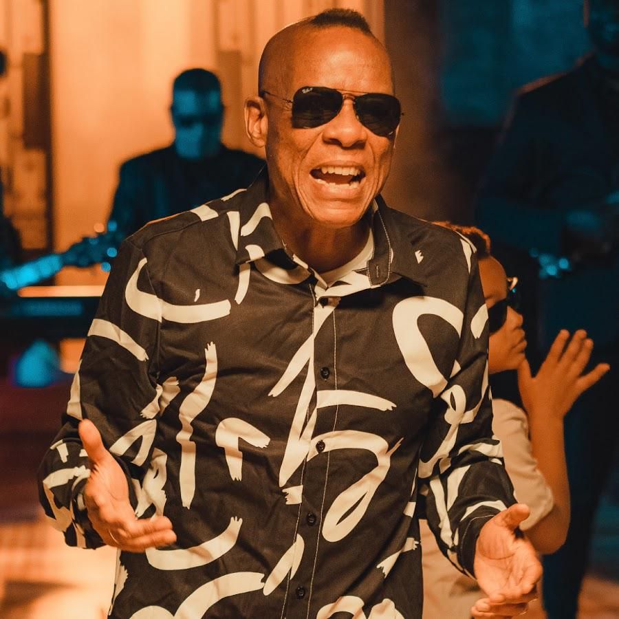 Elito Revé y Su Charangón - LETRAS.COM (1 canción)