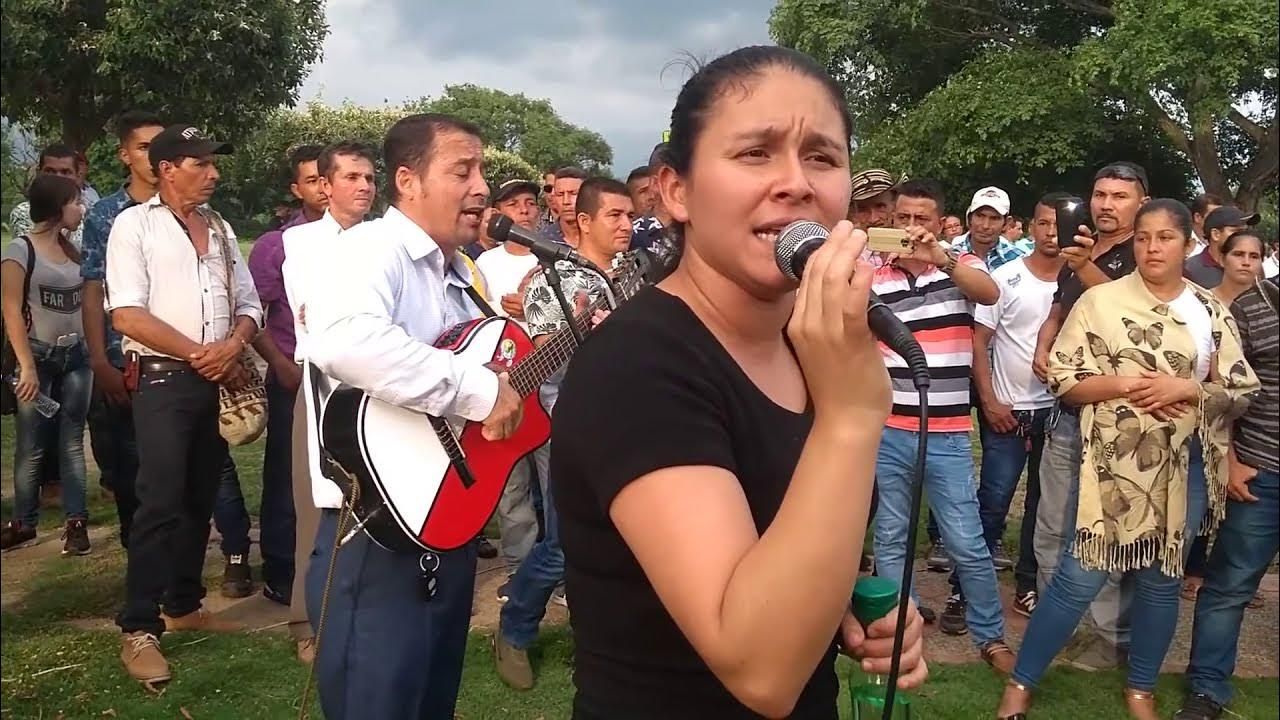 SIGUE ADELANTE - Grupo Fortaleza Seguidores de Jesús - LETRAS.COM