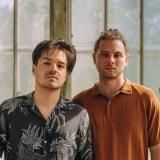 Unknown Song (feat. Paulina Eisenberg): deutsche Übersetzung von Milky ...