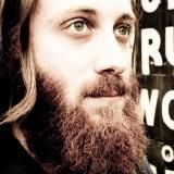 RUN THAT RACE (TRADUÇÃO) - Dan Auerbach - LETRAS.MUS.BR