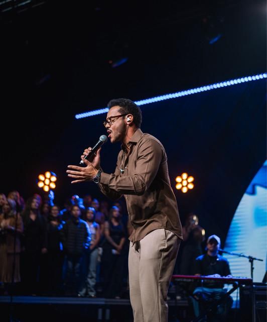 ESCAPE - Vitor Santana - LETRAS.COM