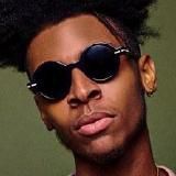 TADOW (FEAT. FKJ) (EN ESPAÑOL) - Masego - LETRAS.COM