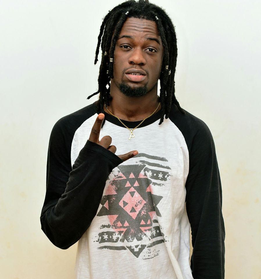 Paulelson fotos (5 fotos) - LETRAS.MUS.BR