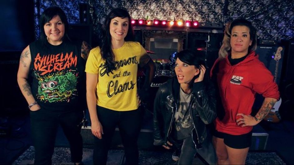 HERE'S TO YOU - Bad Cop Bad Cop - LETRAS.COM