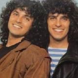 Rock da Peoa (Queimando de Amor) - Denis & Demian - LETRAS.MUS.BR