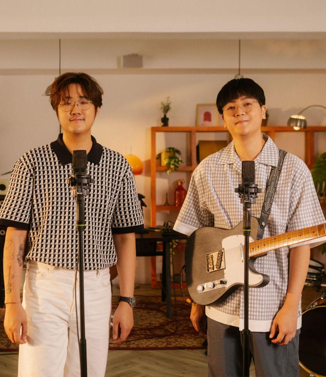 ตามใจ (Lyrics in English) - fellow fellow