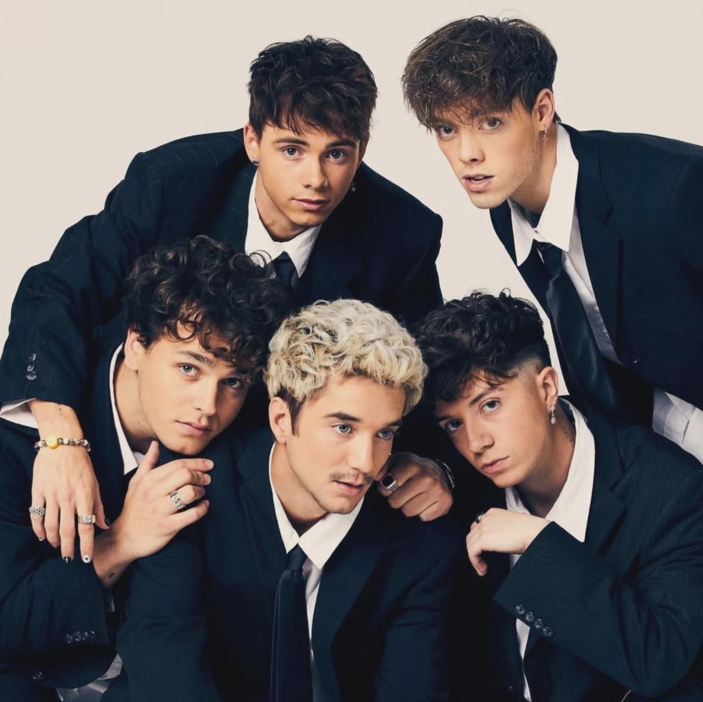 8 LETTERS: Nederlandse vertaling van Why Don't We