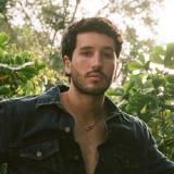 PAREJA DEL AÑO (PART. MYKE TOWERS) - Sebastián Yatra - LETRAS.COM