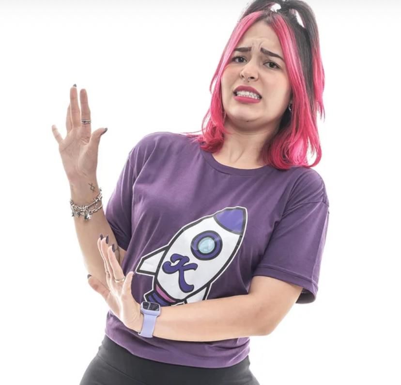 Katlen fotos (2 fotos) - LETRAS.MUS.BR