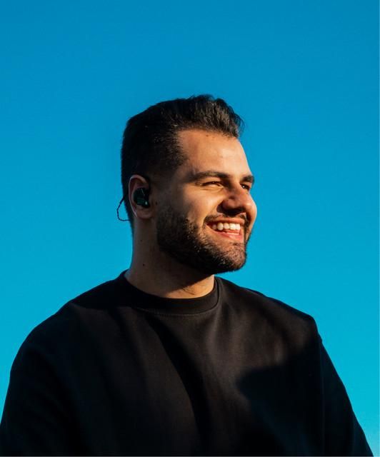 OUSADO AMOR (Lyrics in English) - Isaías Saad OUSADO AMOR (Lyrics in English) - Isaías Saad