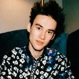 LITTLE BLUE (EN ESPAÑOL) - Jacob Collier - LETRAS.COM