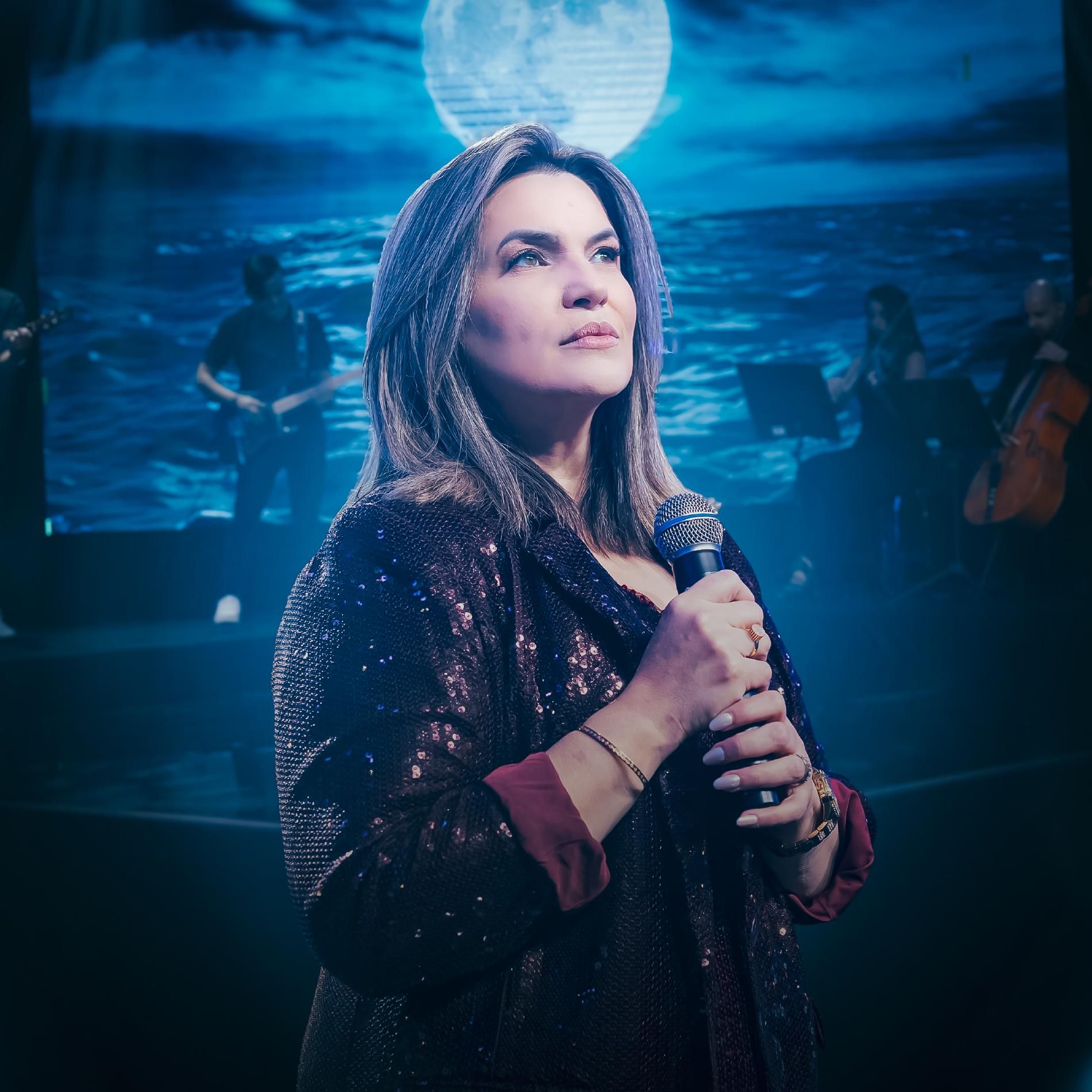 FRACAO DE PODER - Renata Carvalho - LETRAS.COM