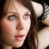 ROCKET SURGERY (EN ESPAÑOL) - Amy Kuney - LETRAS.COM