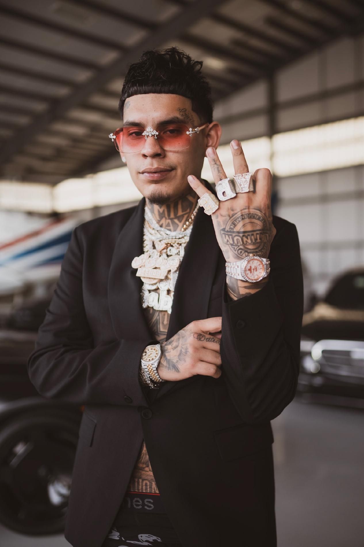 DeeBaby fotos (2 fotos) - LETRAS.MUS.BR