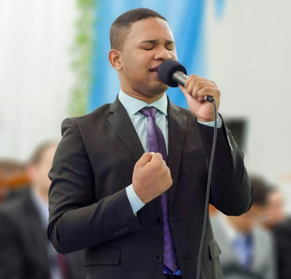 Obede Monteiro fotos (7 fotos) - LETRAS.MUS.BR