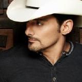 SO MANY SUMMERS (EN ESPAÑOL) - Brad Paisley - LETRAS.COM