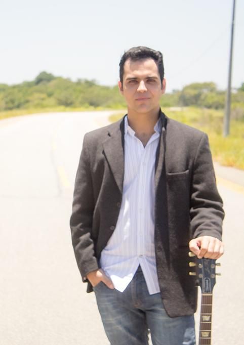 Rodrigo Rodriguez - LETRAS.COM (5 canciones)