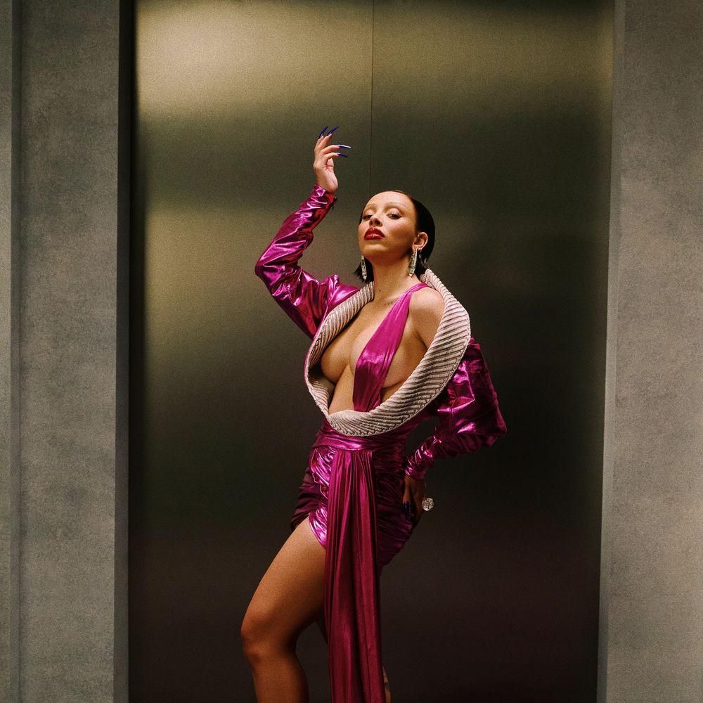 GET ON MY LEVEL - Doja Cat - LETRAS.COM