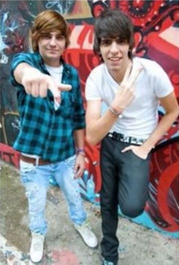 Step Up fotos (2 fotos) - LETRAS.MUS.BR