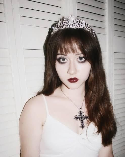 Monster - Solya - LETRAS.MUS.BR