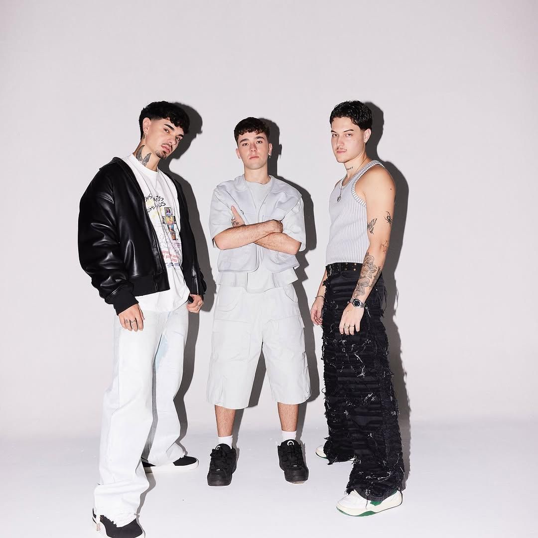 WHO (SESSION #3) - ALMA (boyband) - LETRAS.COM