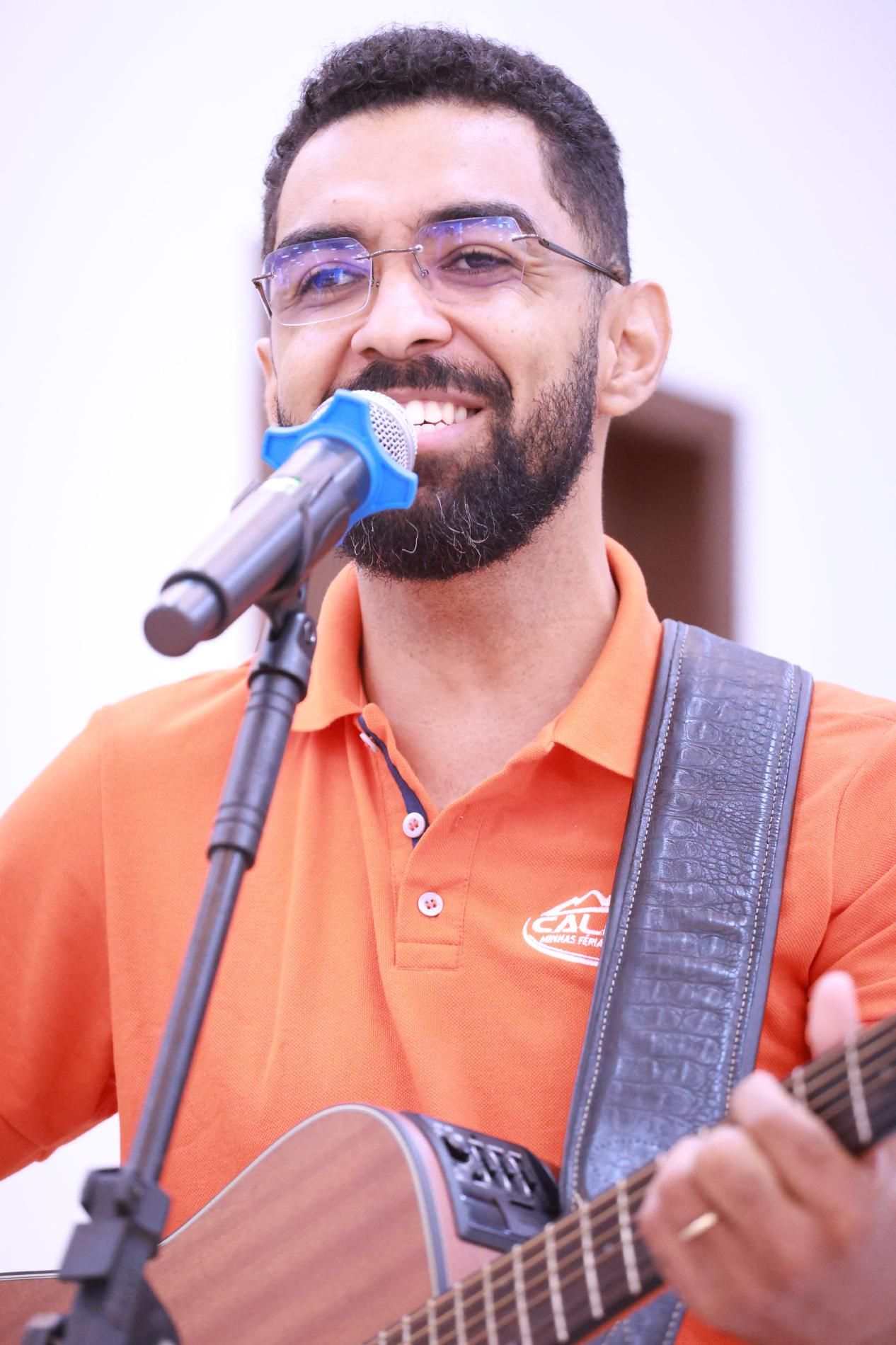 SILÊNCIO - Roberto Alves - LETRAS.COM