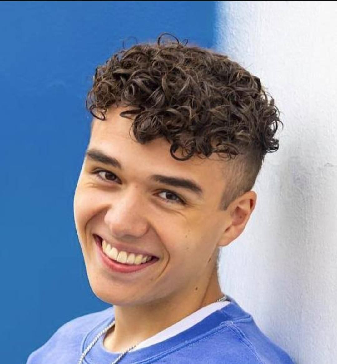 SANCTUARY (EN ESPAÑOL) - Levent Geiger - LETRAS.COM