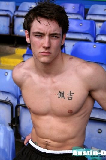 Austin Drage fotos (7 fotos) - LETRAS.MUS.BR