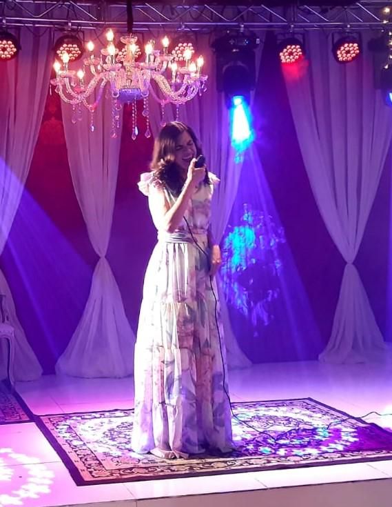 Iris Rios - LETRAS.MUS.BR