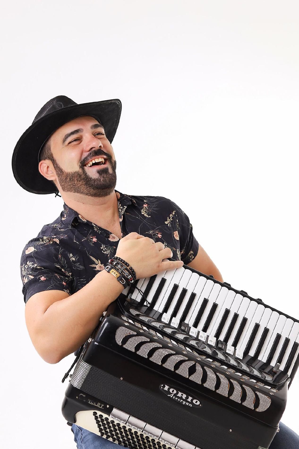 Agora Nunca Mais - Wilton Pinheiro - LETRAS.MUS.BR