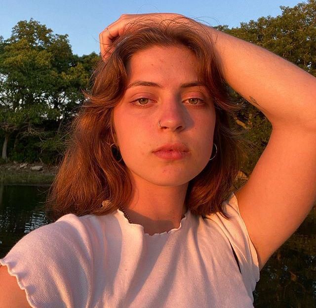 CEILINGS - Lizzy McAlpine - LETRAS.COM