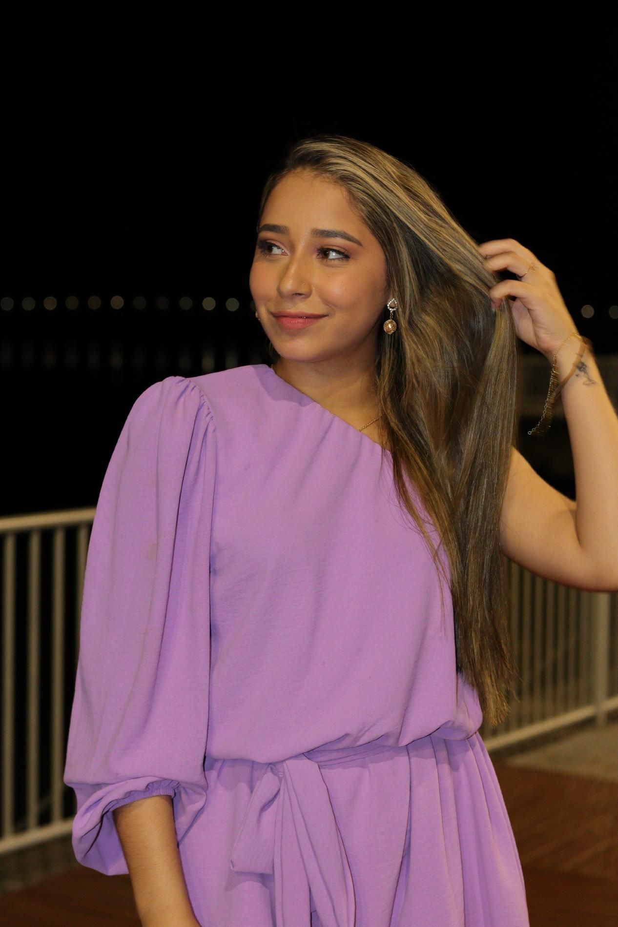 Marília Tavares fotos (4 fotos) - LETRAS.COM