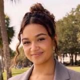 THE GREY (TRADUÇÃO) - Madison Bailey - LETRAS.MUS.BR